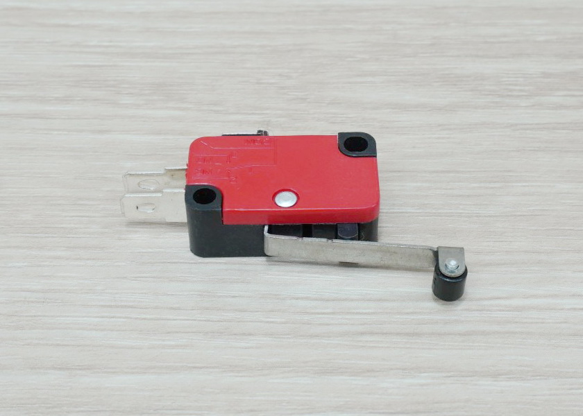 Roller Lever Micro Switch AC 250V 15A (V-156-1C25) - ZoneMaker | จำหน่ายอุปกรณ์ 3D Printer, CNC ...